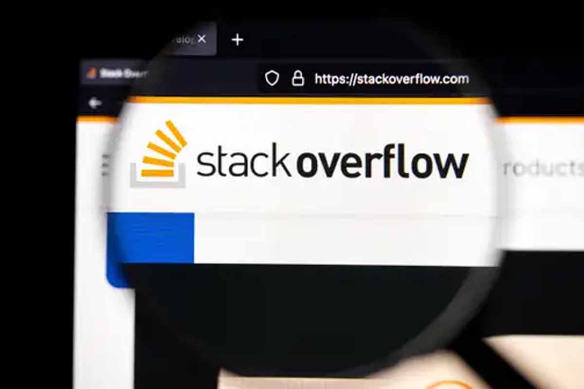 ChatGPT ha fatto una strage: licenziati 1/5 dei dipendenti di Stack Overflow - Player.it